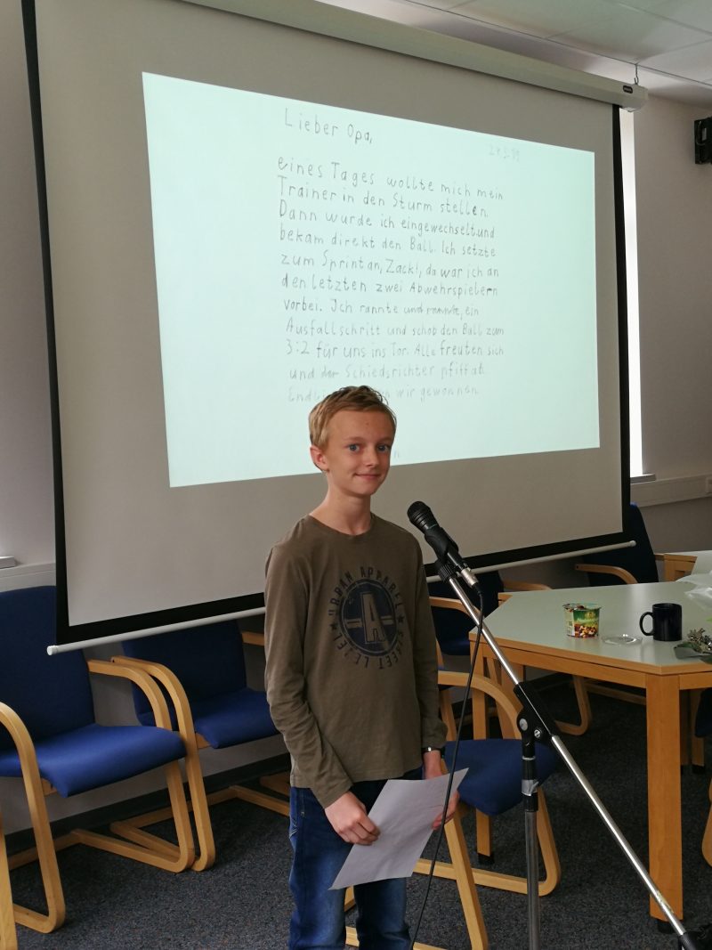 Schüler Marvin Eckstein überzeugt mit seinem "Glücksbrief" - Martin-von ...